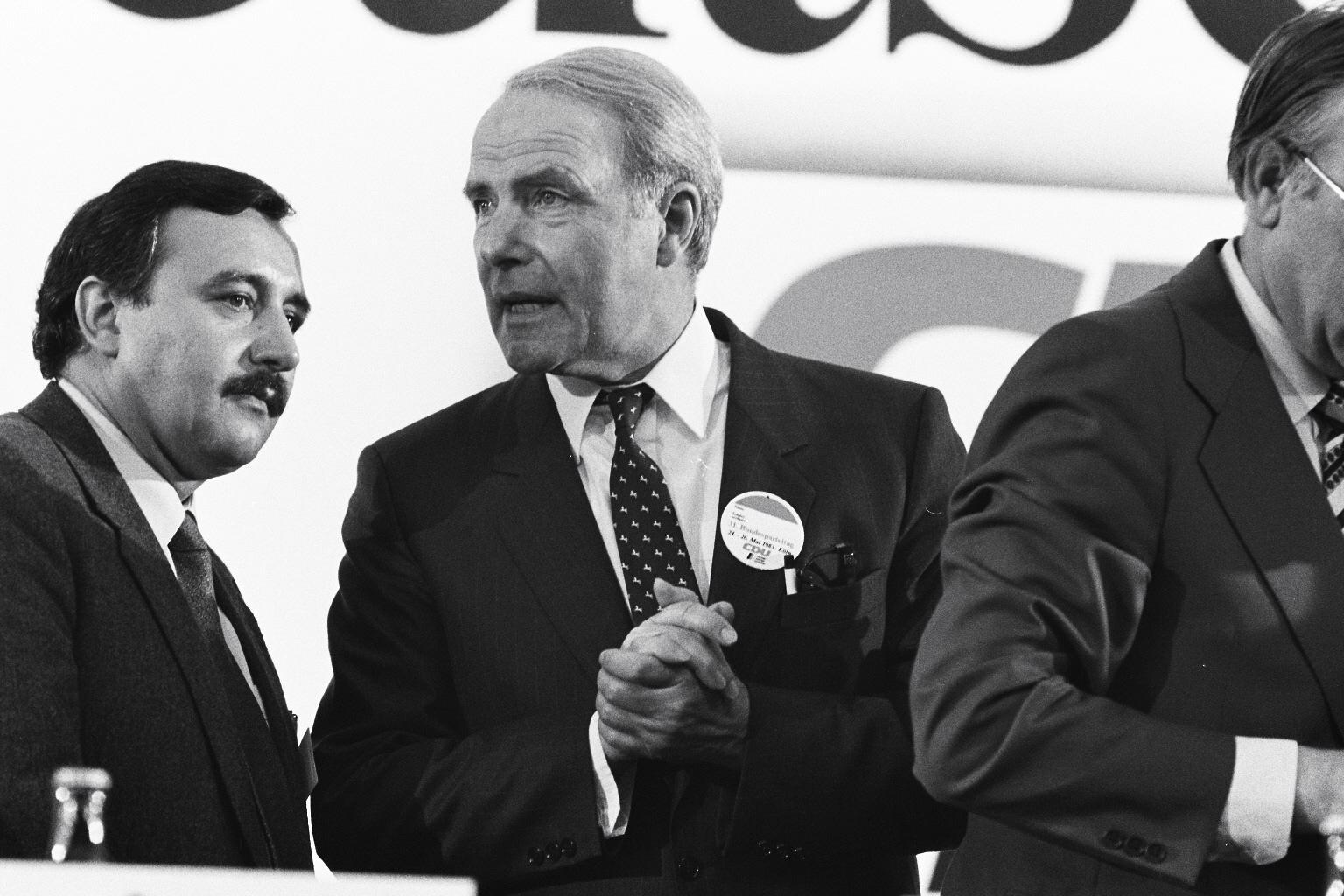 "Haltung und Herz" - Die Politische Meinung - Konrad-Adenauer-Stiftung