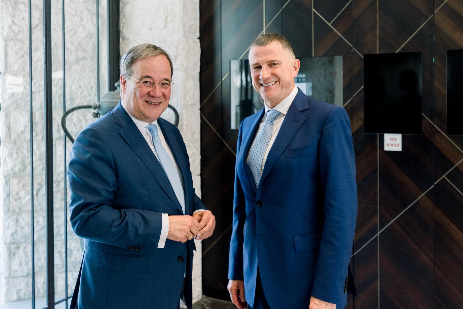 40 Jahre vertrauensvolle Zusammenarbeit und starke Partnerschaft - www ...