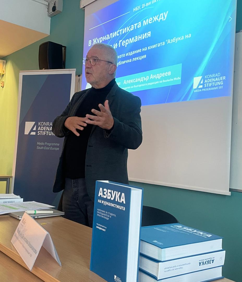 Sofia: Übergabe des Fachbuchs „ABC des Journalismus“ auf Bulgarisch und Vorlesung von Alexander ...