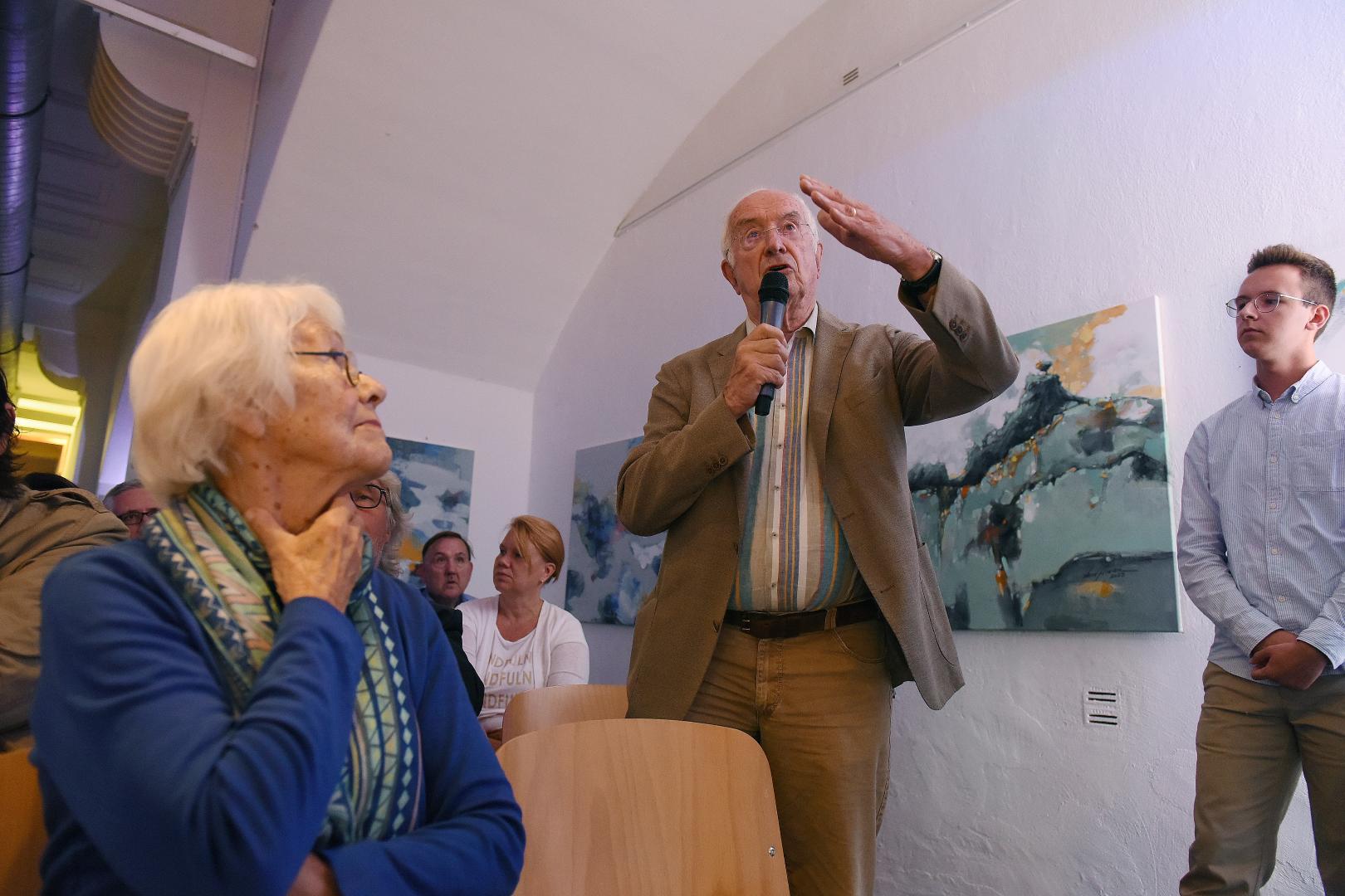 Wir müssen für die Demokratie kämpfen – Peter R. Neumann zur neuen ...