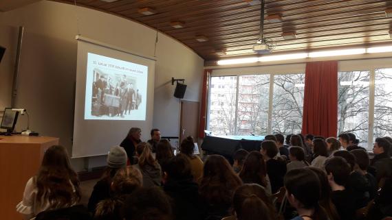 Zwi Nigal erzählt aus seinem Leben - Regionalbüro Südbaden - Konrad ...