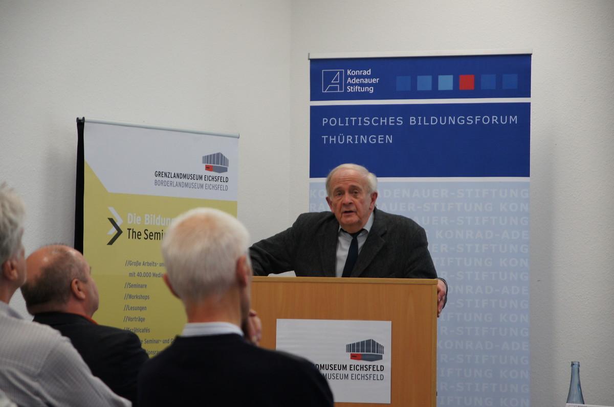 Historische und aktuelle Herausforderungen des demokratischen ...