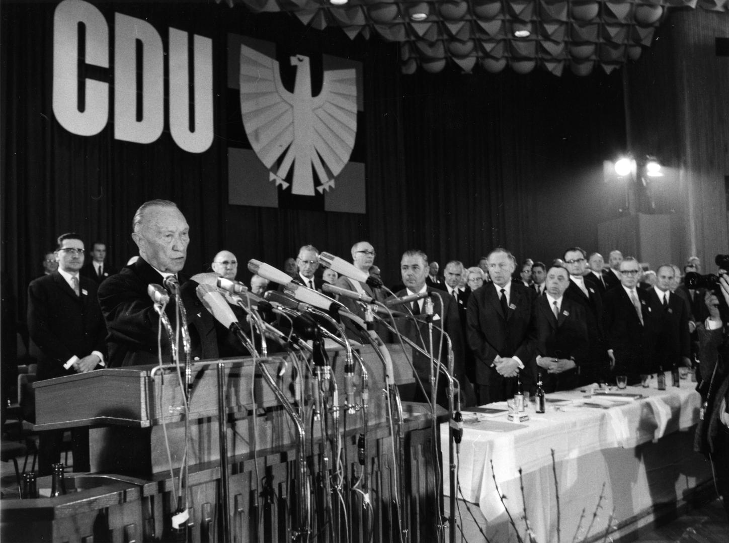 Freiheit, Solidarität, Gerechtigkeit - Politisches Bildungsforum ...